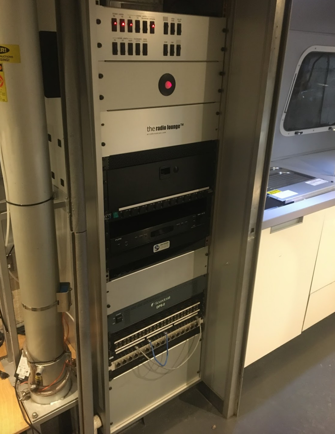 SOLD Airstream Radio Broadcast trailer , 30ft body Can export - AMAZING ...